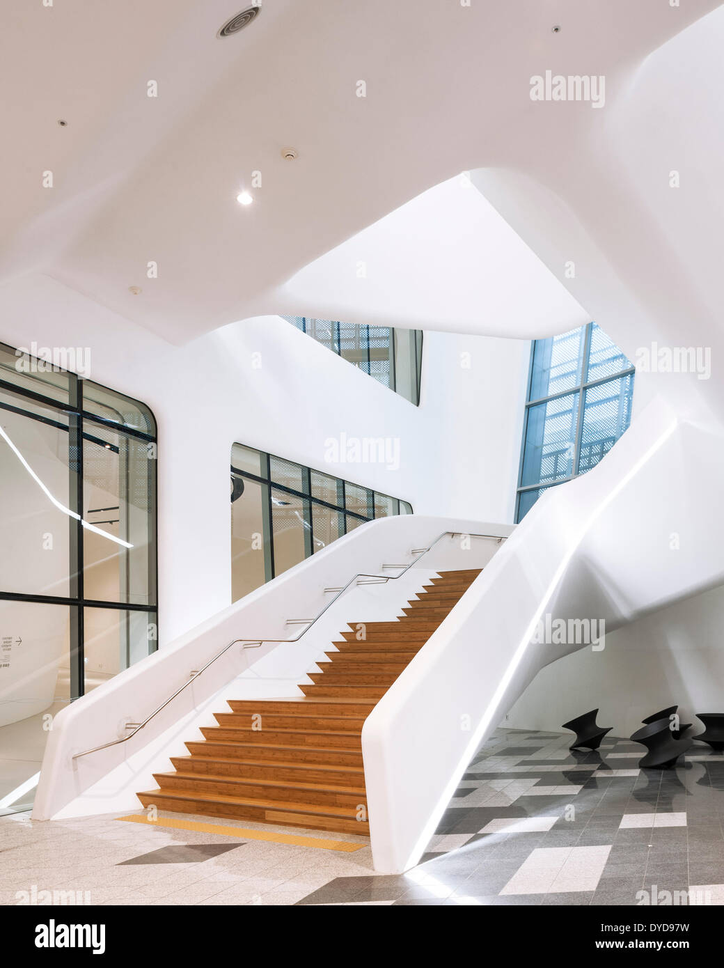 Conception Dongdaemun Plaza (DDP), Séoul, Corée du Sud. Architecte ...