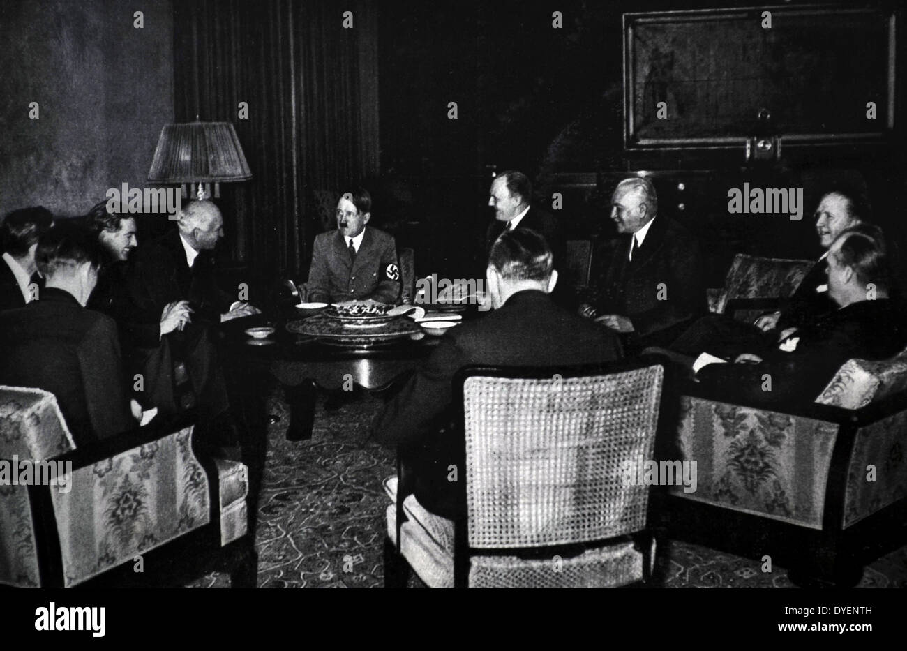 Meeting adolf hitler Banque de photographies et d’images à haute ...