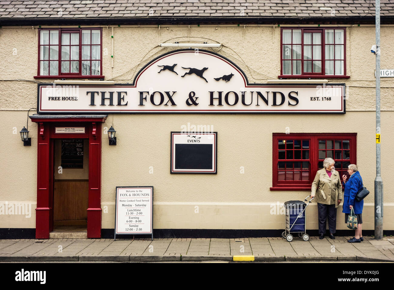 Old fox pub Banque de photographies et d’images à haute résolution - Alamy