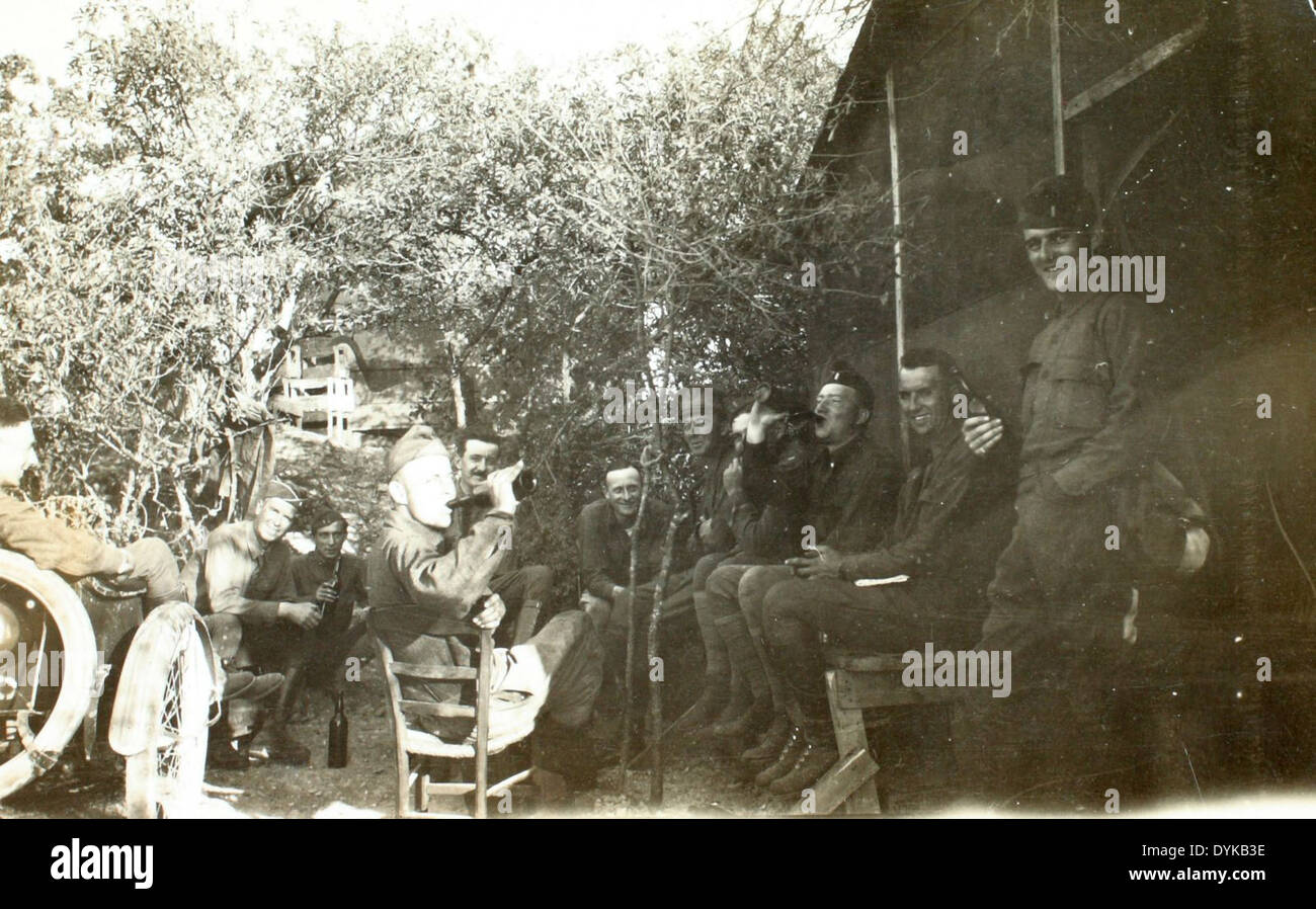 Soldats au repos Banque de photographies et d’images à haute résolution ...