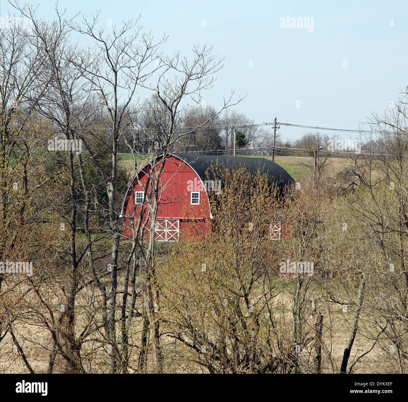 Ferme rouge Banque de photographies et d’images à haute résolution - Alamy