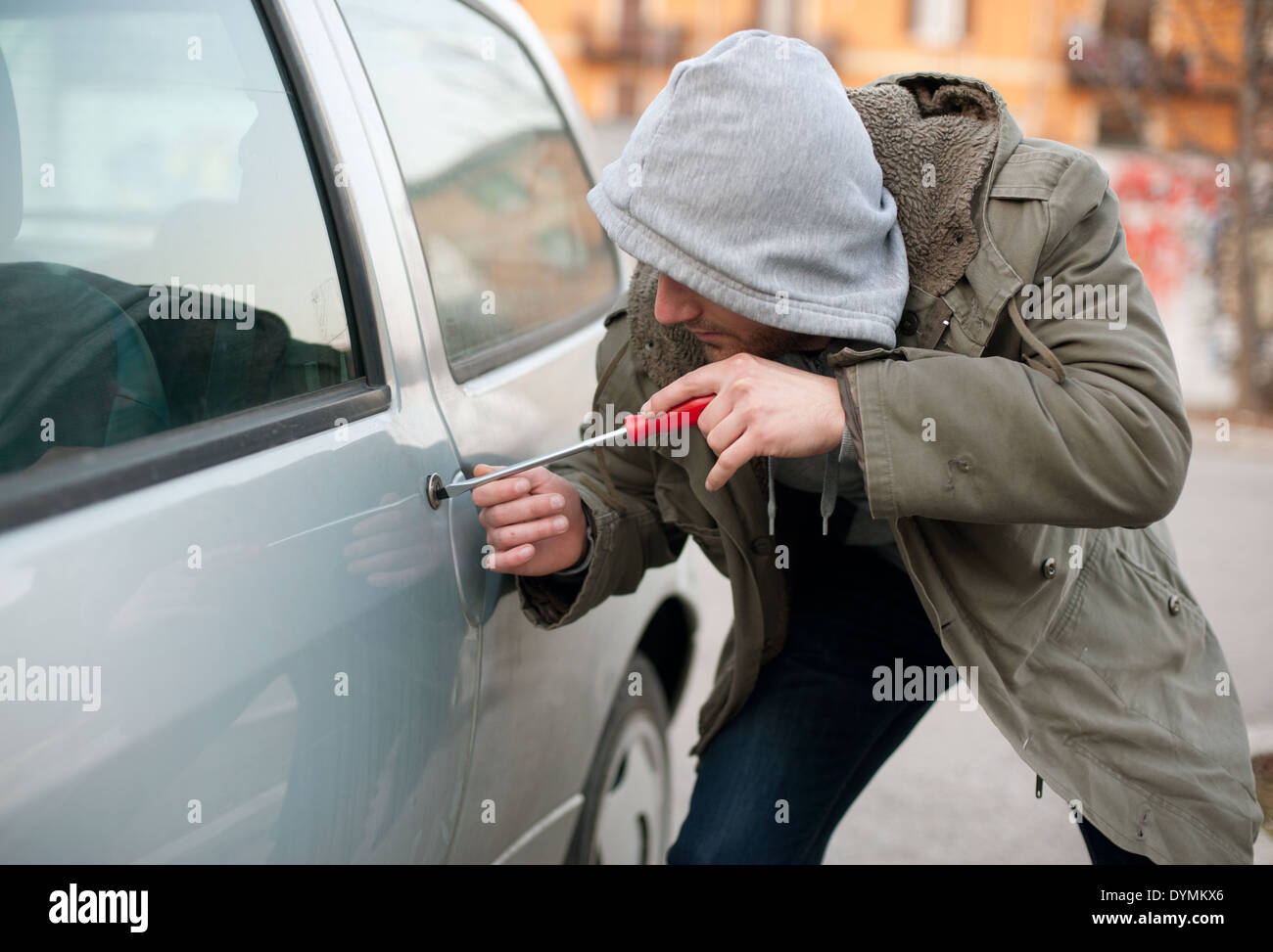 Voiture vol Banque de photographies et d’images à haute résolution - Alamy