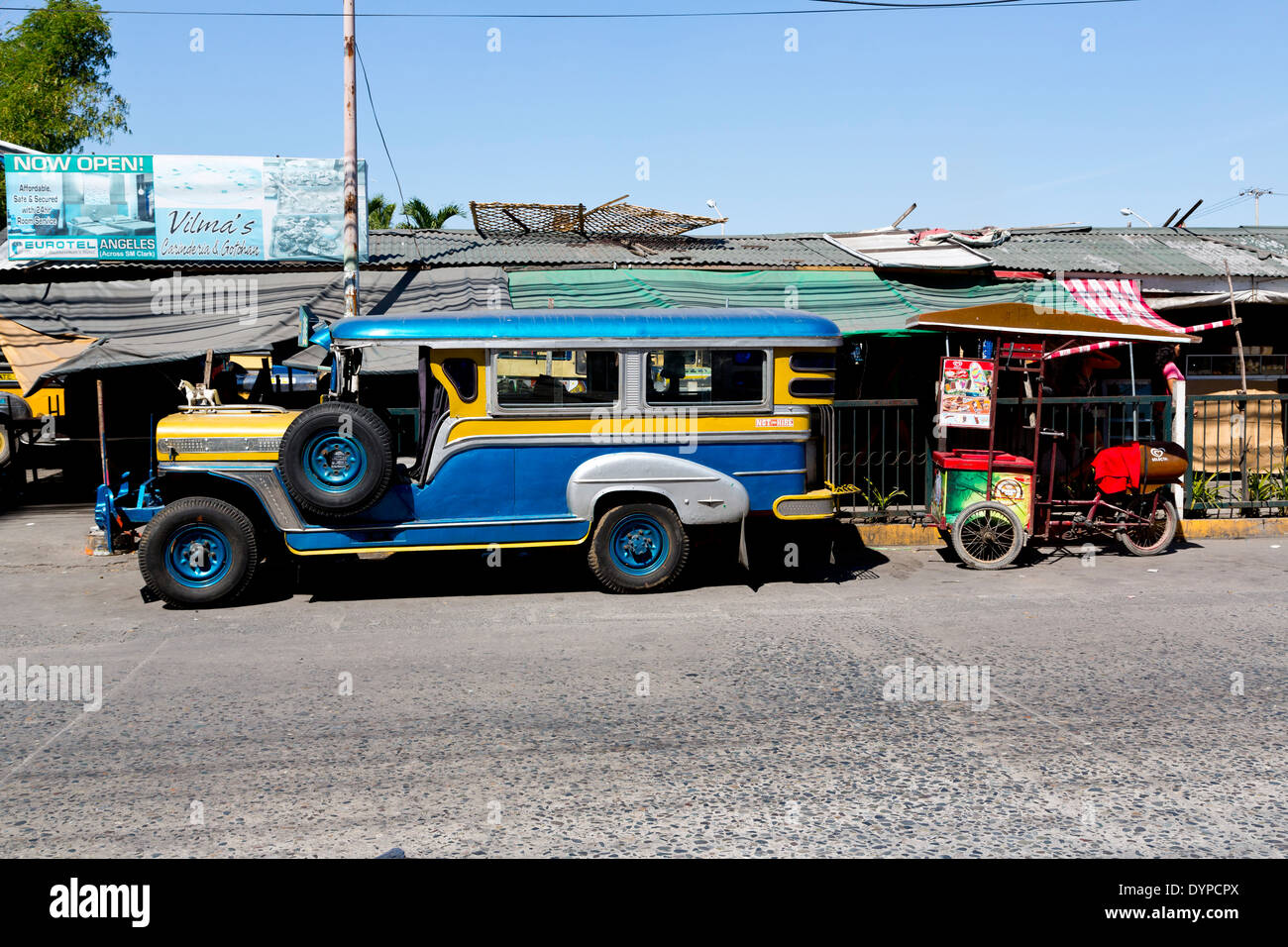 Jeepney à Angeles City, Luzon, Philippines Photo Stock - Alamy
