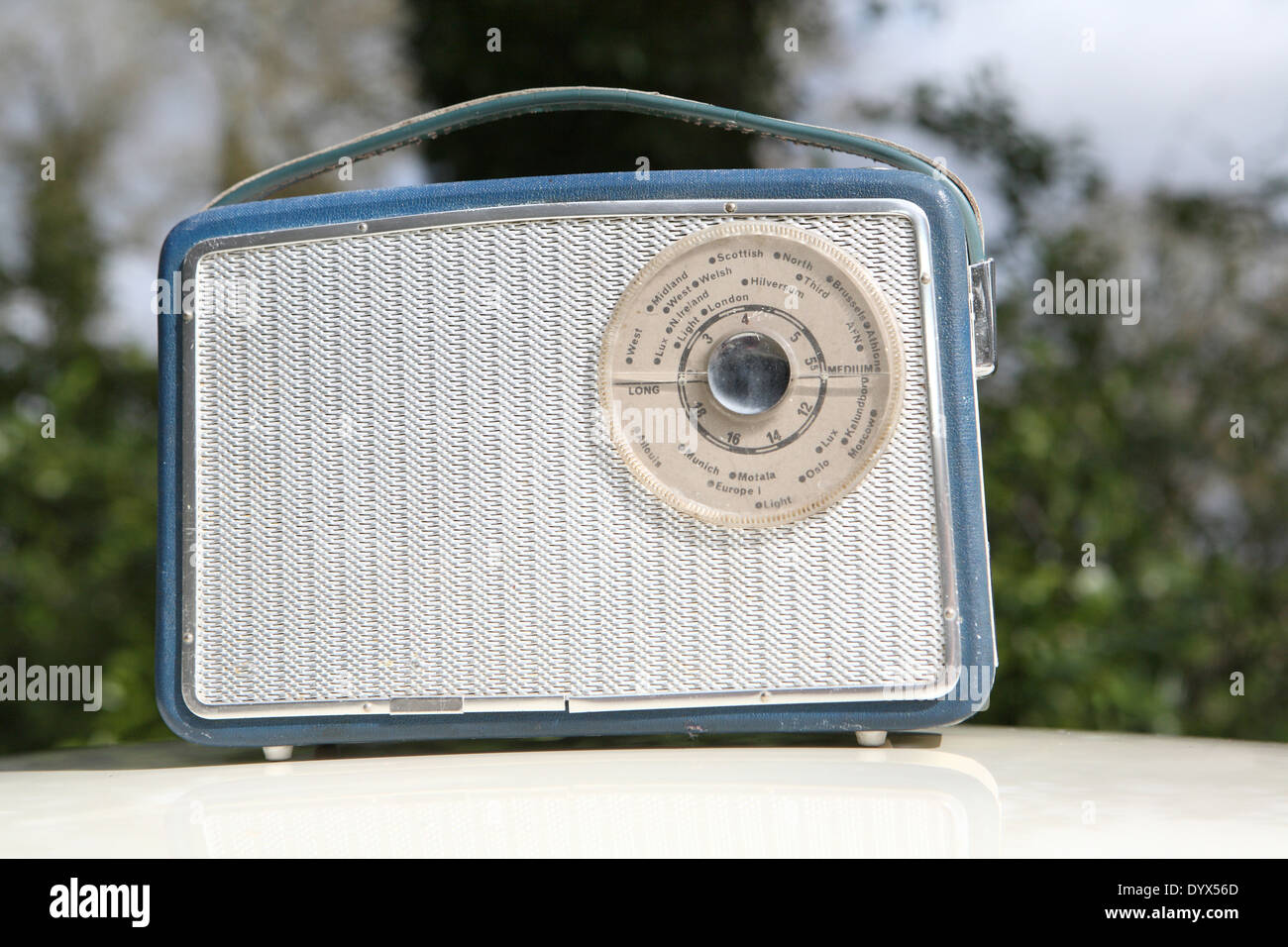 Transistor portable radio receiver Banque de photographies et d’images ...