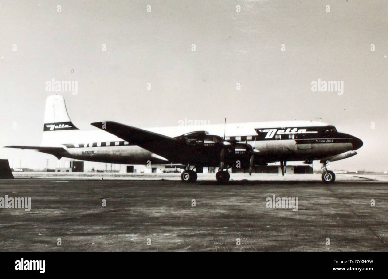 Douglas dc 7 Banque de photographies et d’images à haute résolution - Alamy