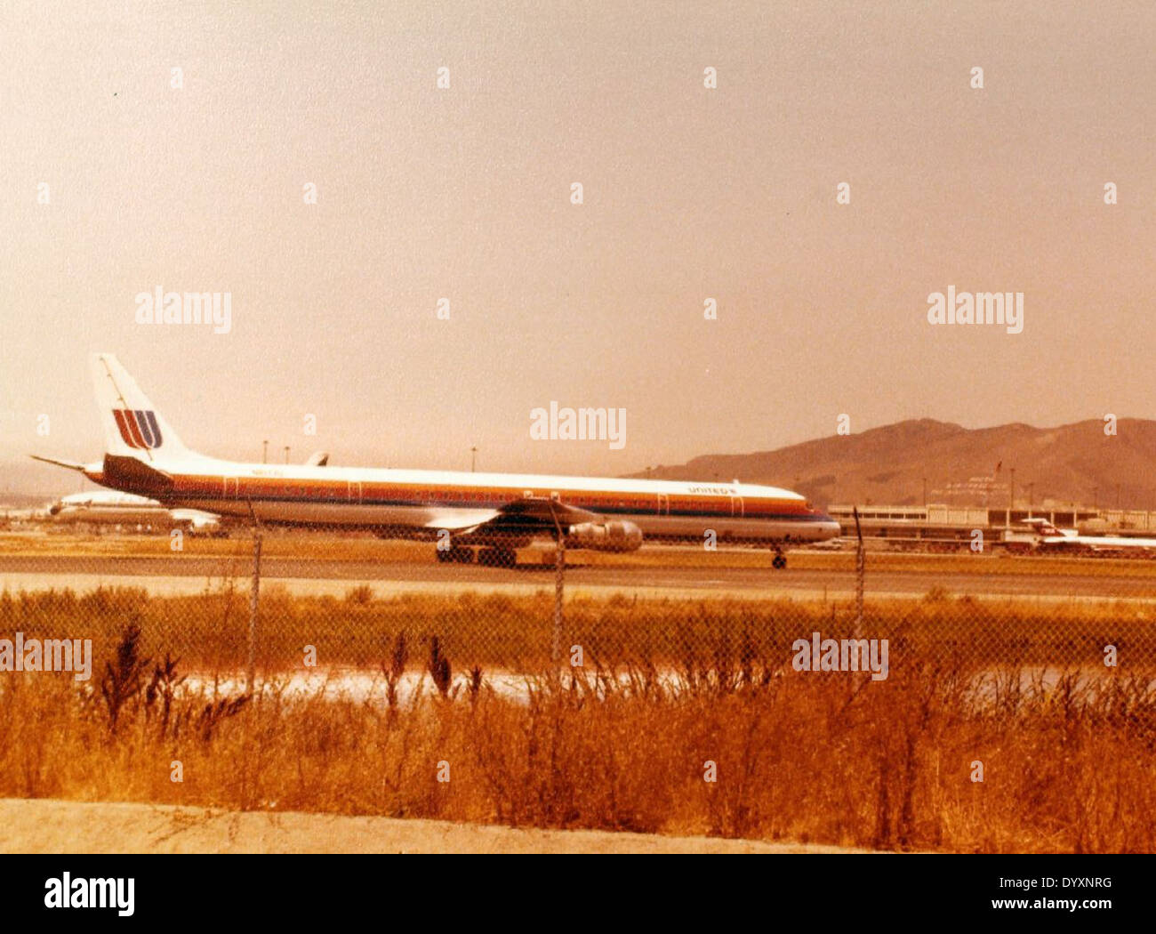 Douglas dc 8 aircraft Banque de photographies et d’images à haute ...