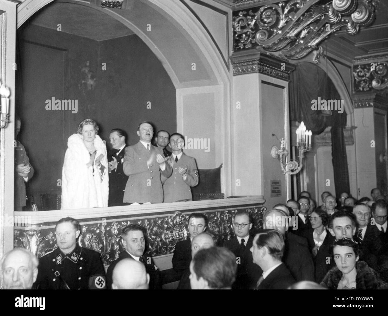 Hermann goering wife emmy goering Banque d'images noir et blanc - Alamy