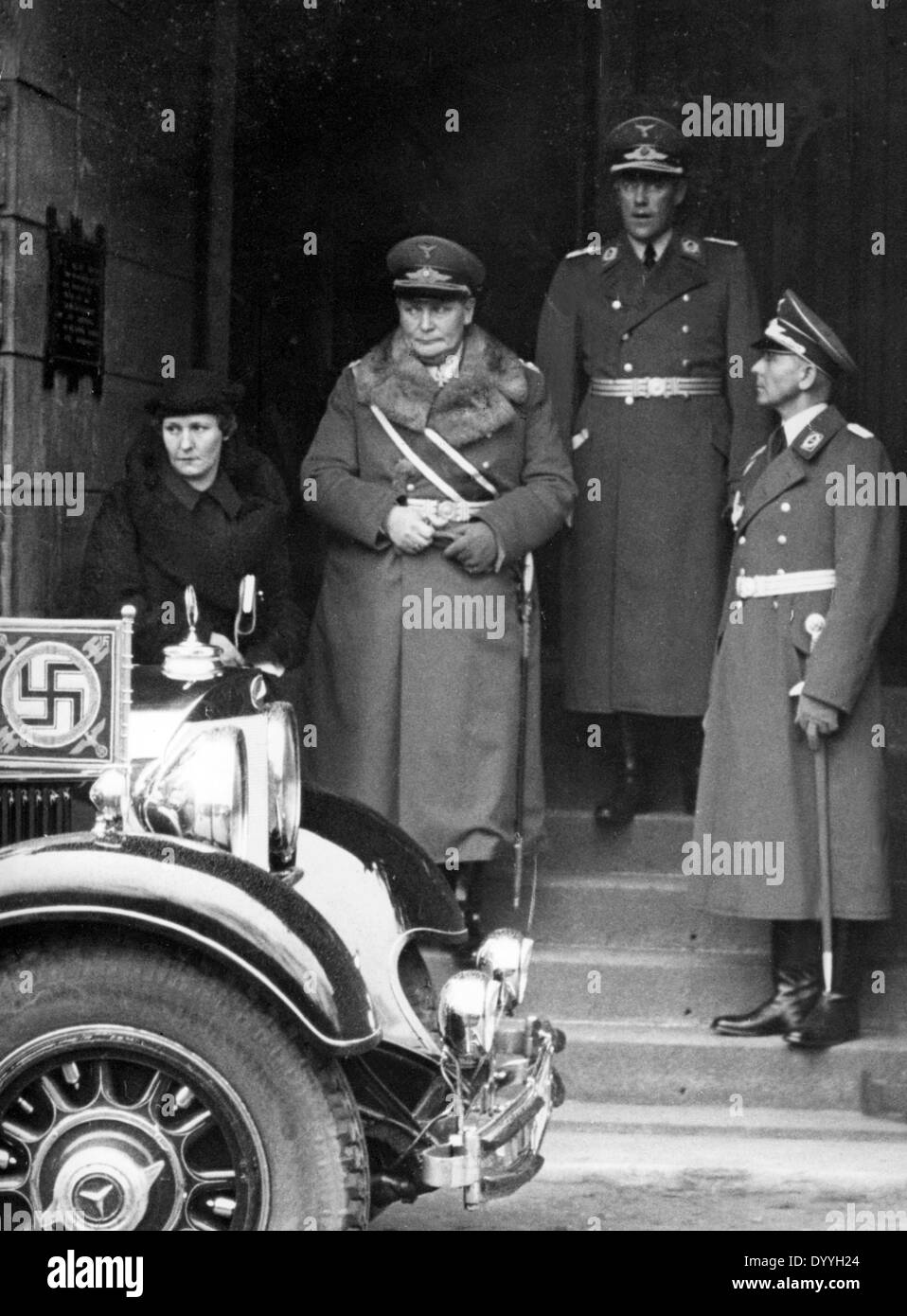 Hermann goering wife emmy goering Banque d'images noir et blanc - Alamy