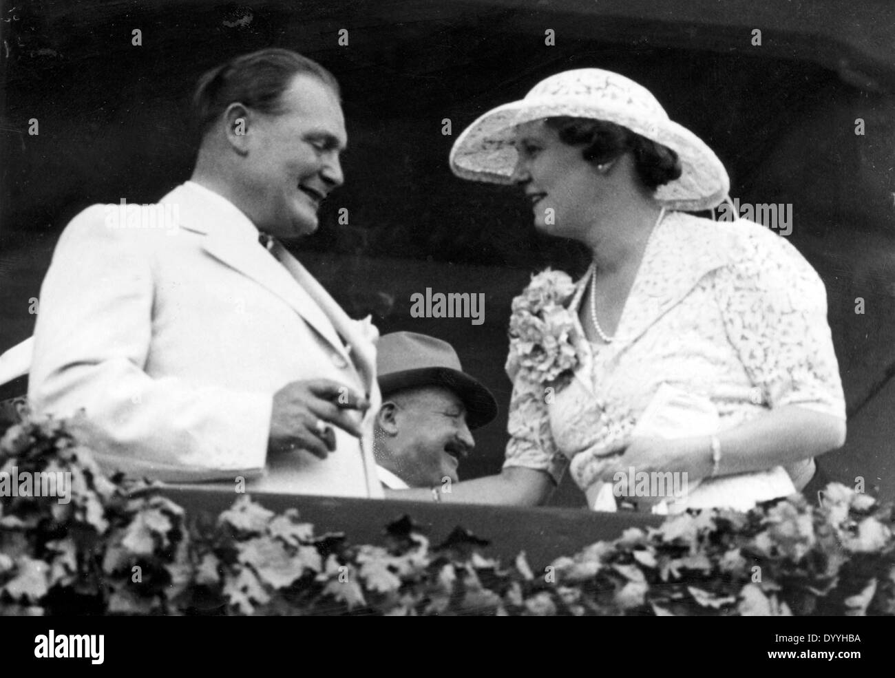 Hermann goering wife emmy goering Banque d'images noir et blanc - Alamy