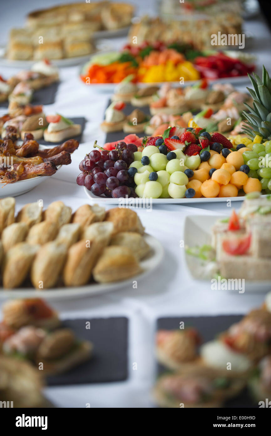 Buffet froid Banque de photographies et d’images à haute résolution - Alamy