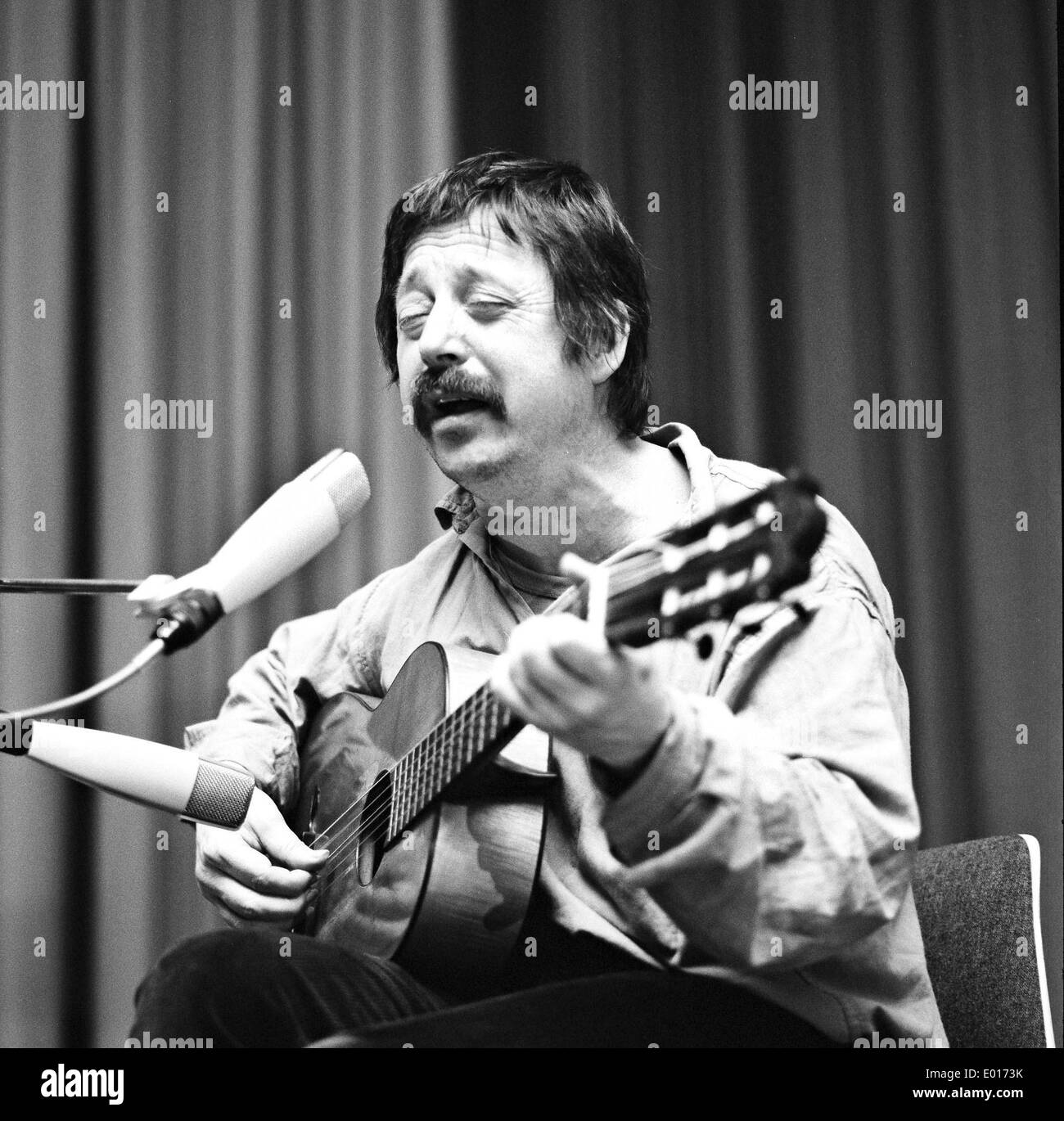 Wolf biermann Banque de photographies et d’images à haute résolution ...