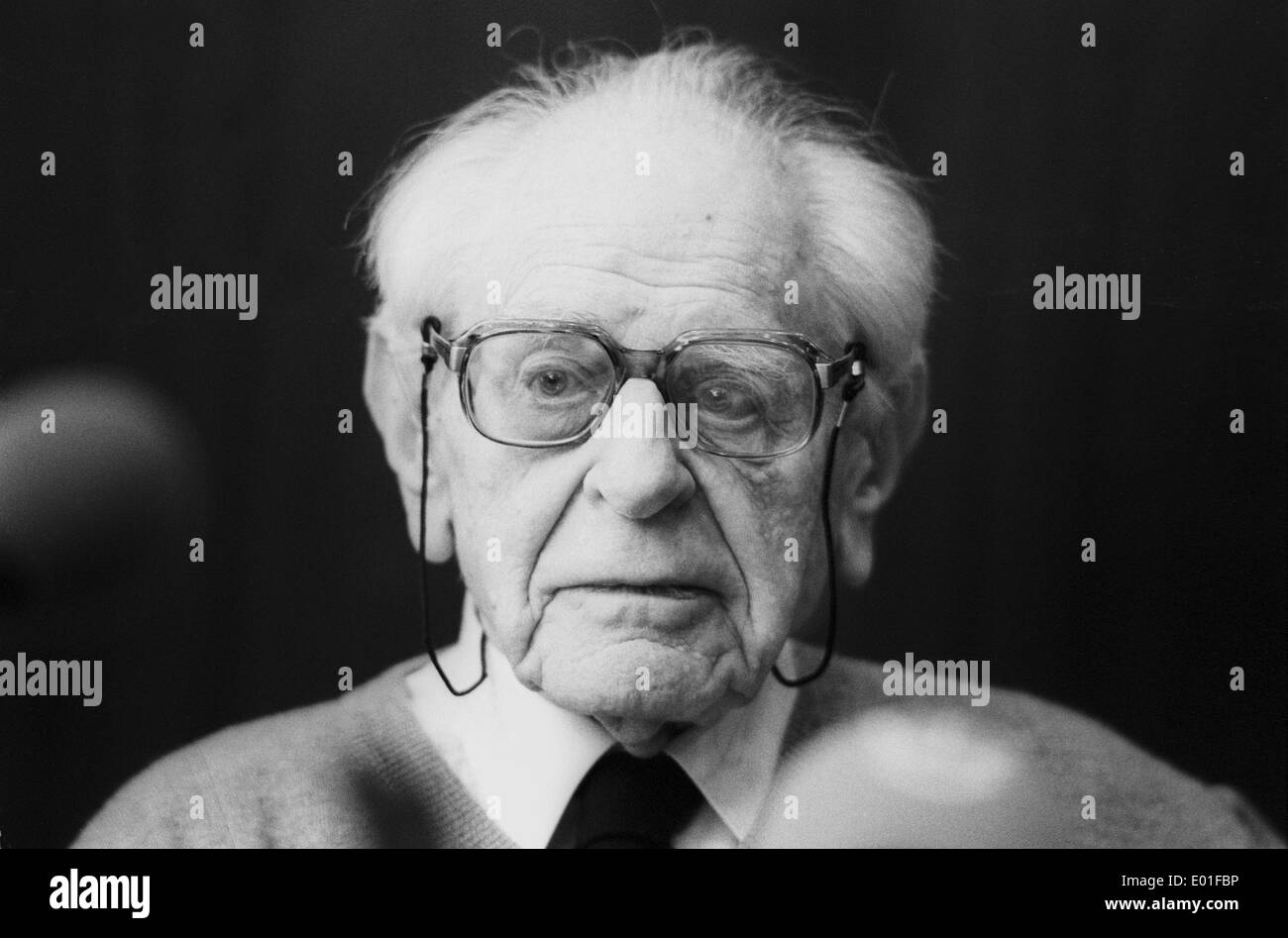 Philosophe monsieur karl popper Banque de photographies et d’images à ...