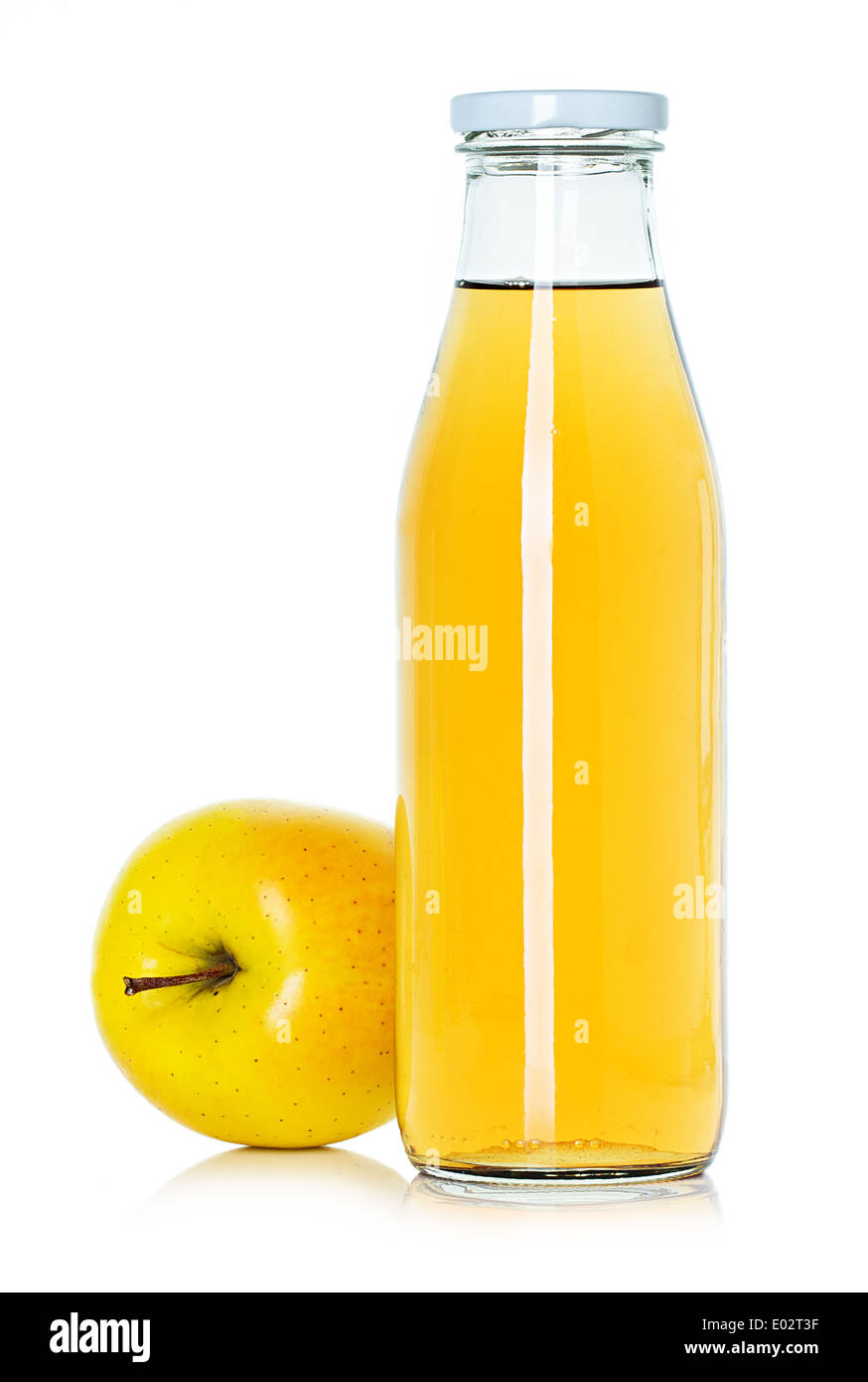 Bouteille de jus de pomme Banque de photographies et d’images à haute ...
