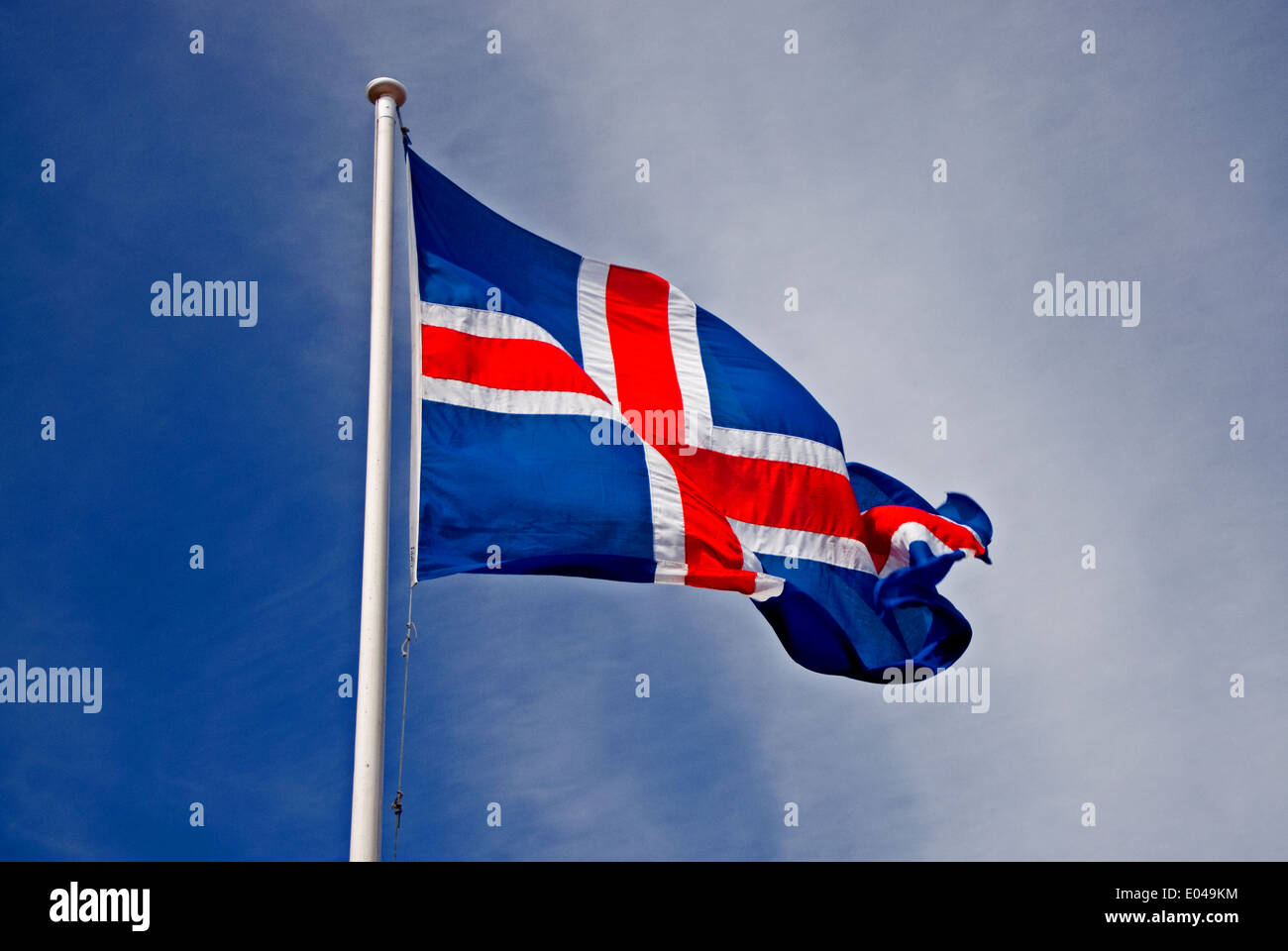 Drapeau croix rouge Banque de photographies et d’images à haute ...