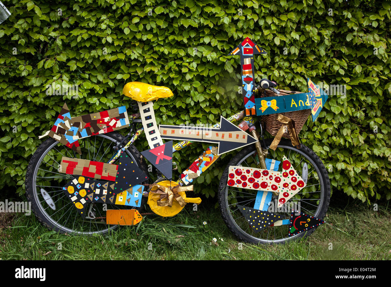 Vélo Décoré Banque d'image et photos - Alamy