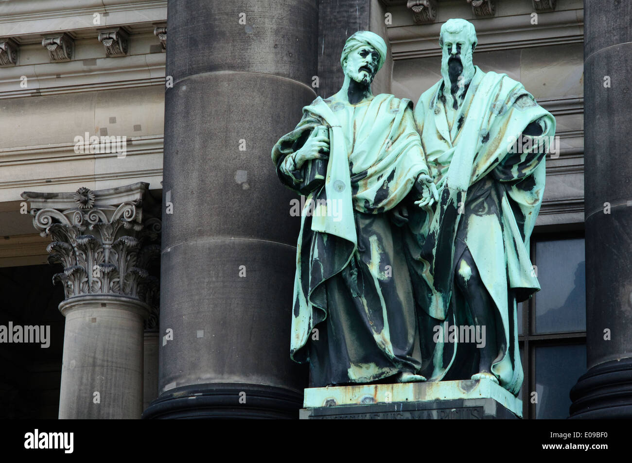 Allemagne, Berlin, Altes Museum, Statue de la façade, Détail Photo ...