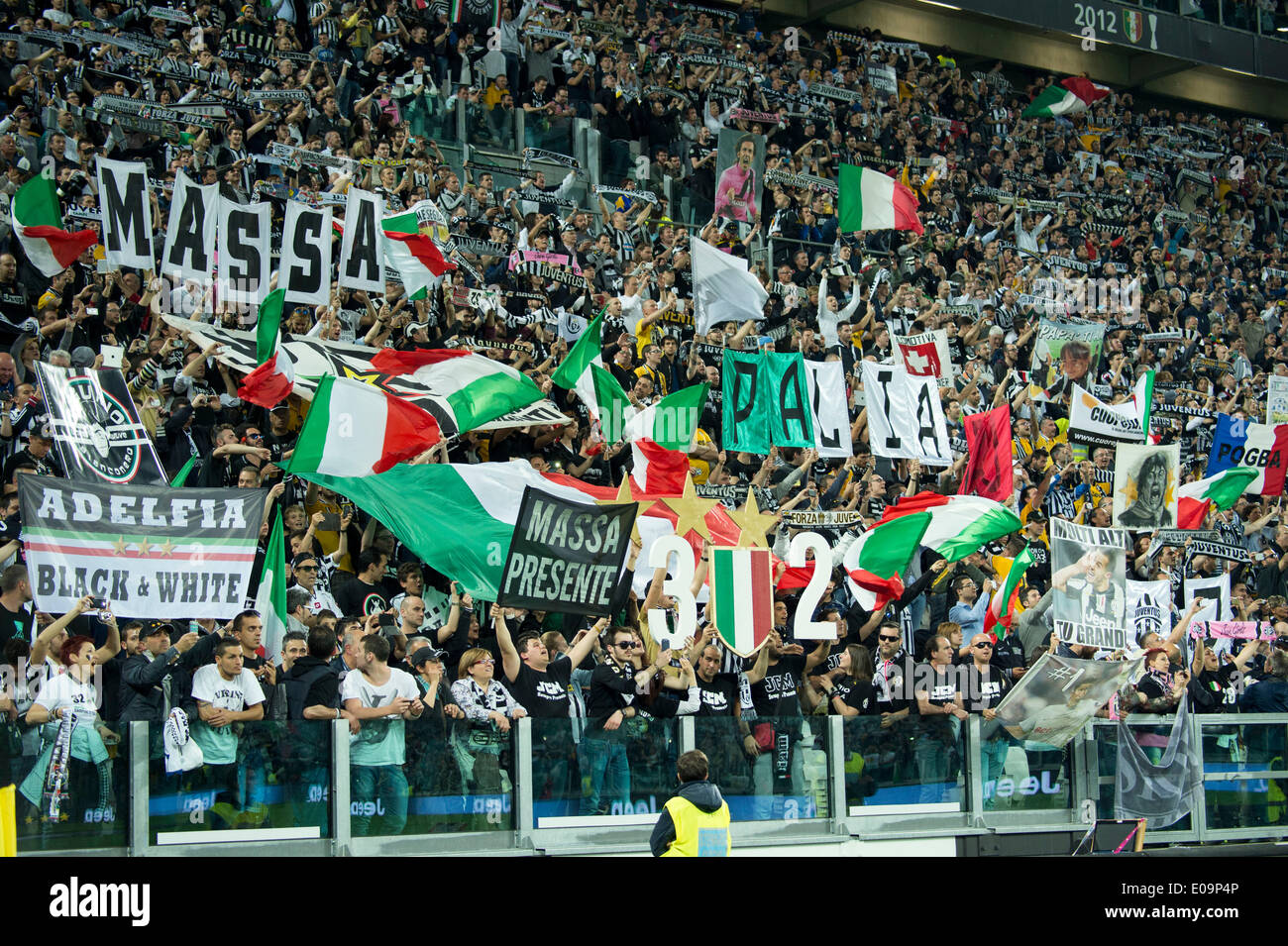Stade de turin Banque de photographies et d’images à haute résolution ...