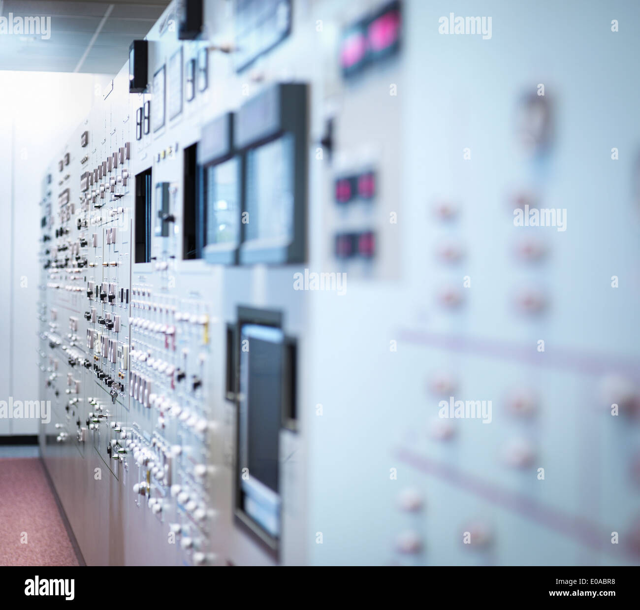 Salle de controle nucleaire Banque de photographies et d’images à haute ...