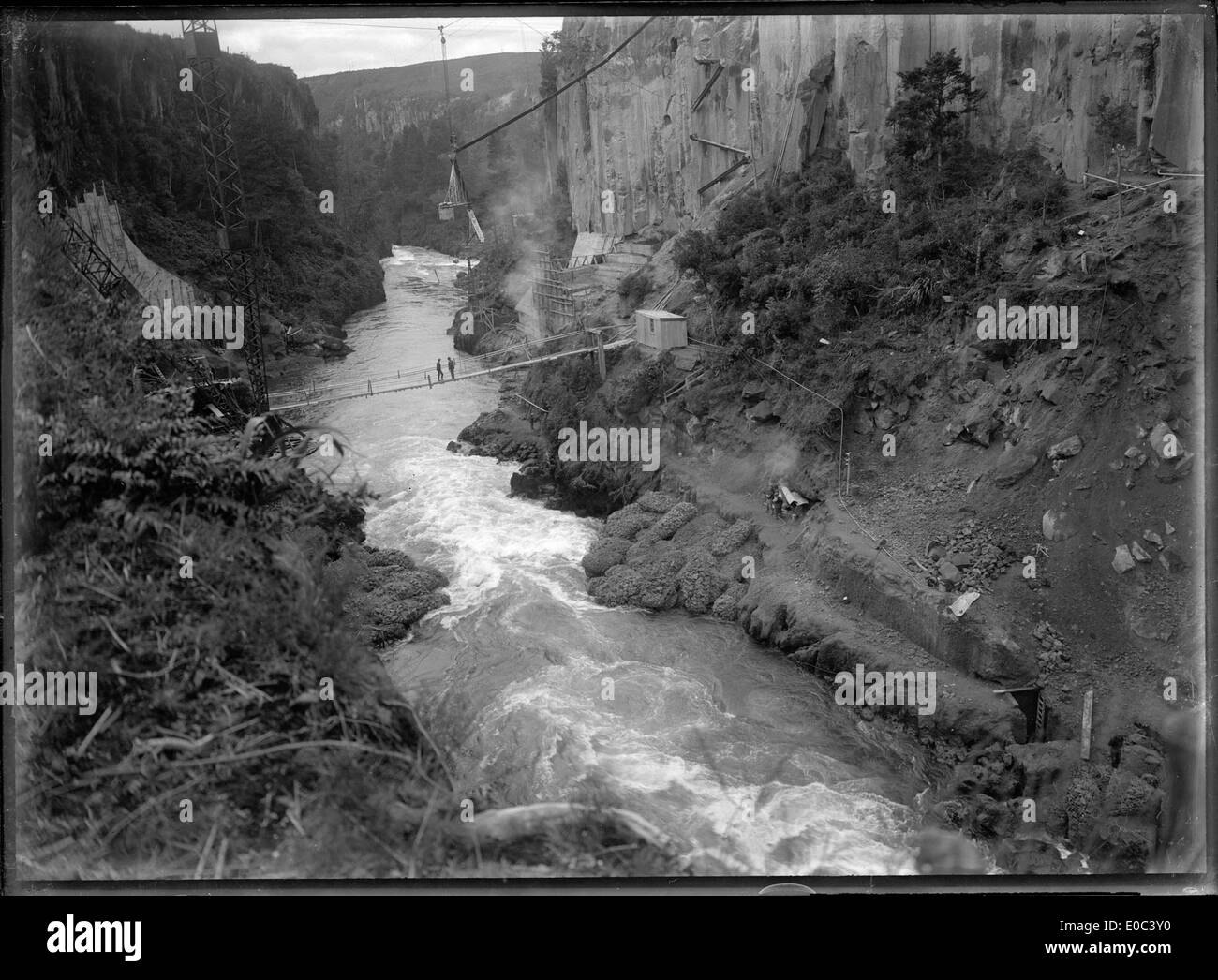 Gorge Arapuni durant la mise en œuvre de la centrale hydro-électrique ...
