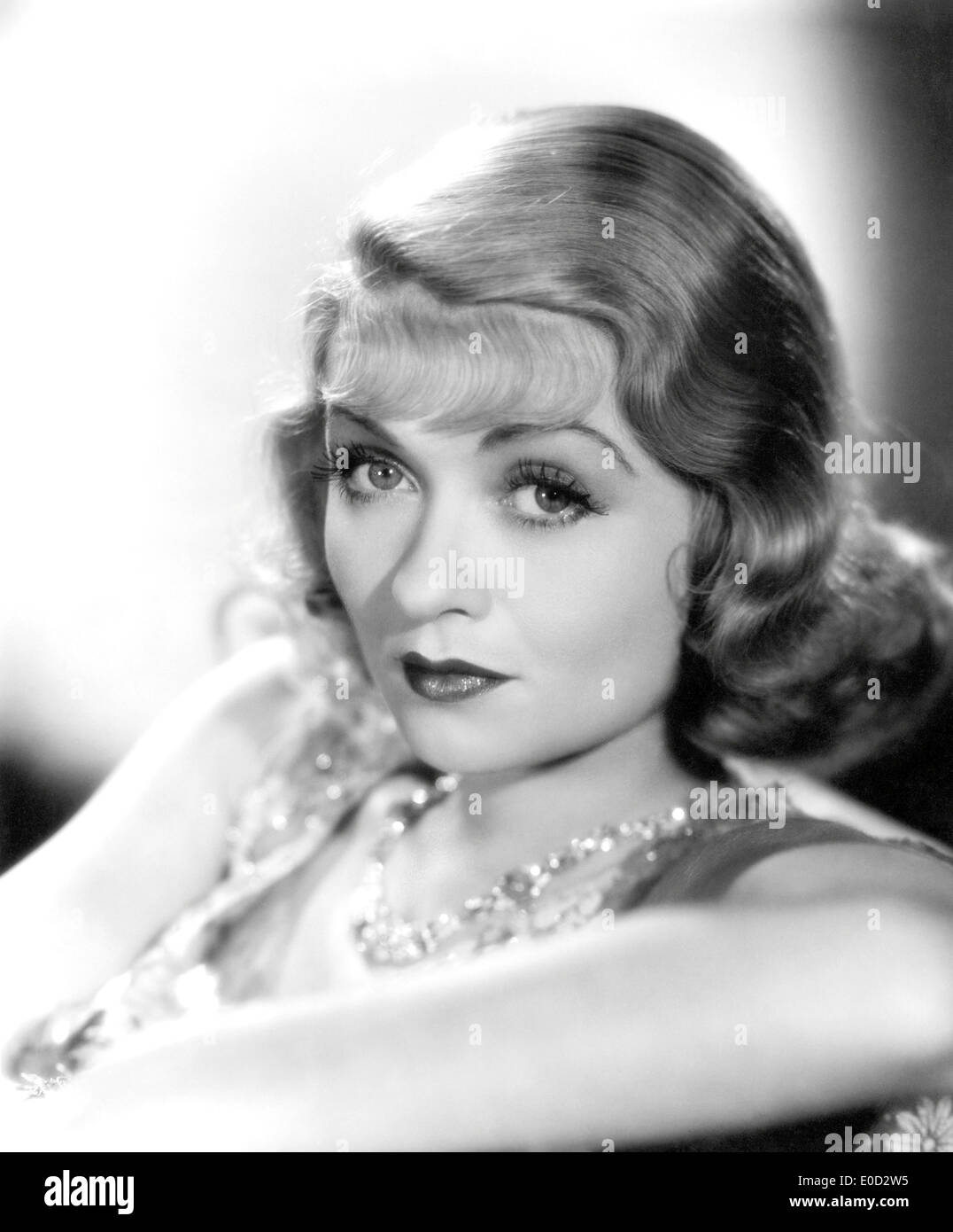 Constance bennett Banque de photographies et d’images à haute ...