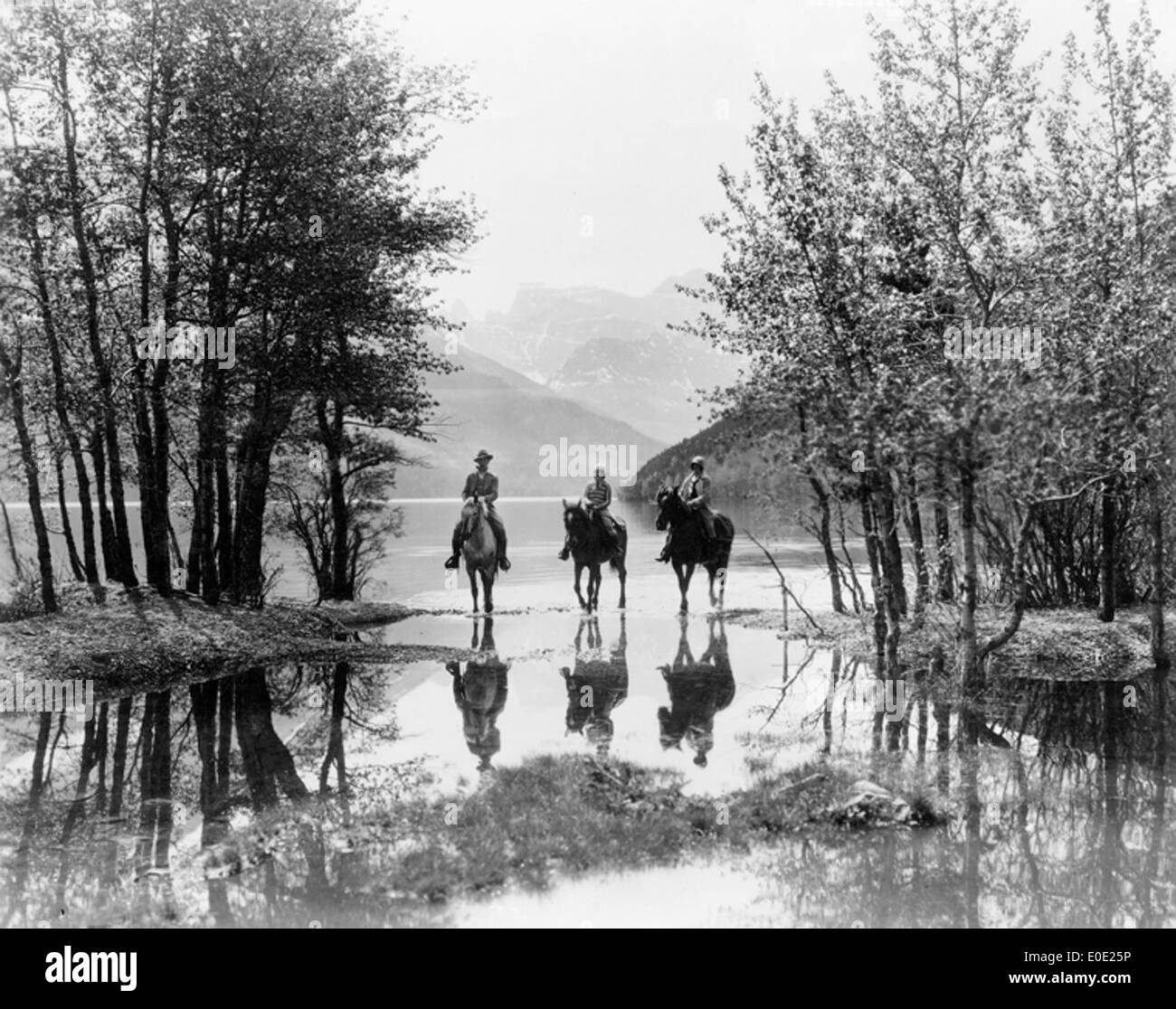 Lacs de cameron Banque d'images noir et blanc - Alamy