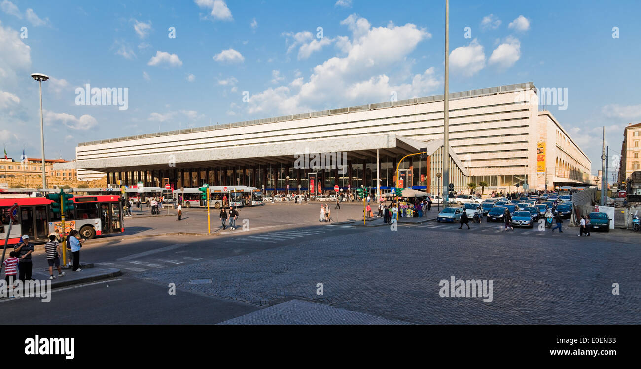 Termini station rome Banque de photographies et d’images à haute ...