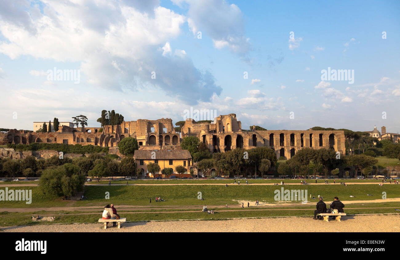 Cirque de rome Banque de photographies et d’images à haute résolution ...