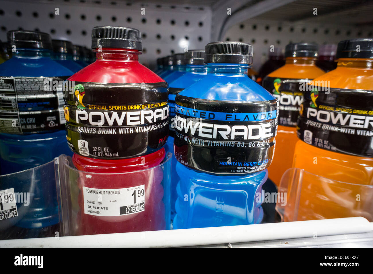 La marque Powerade boisson pour sportifs par Coca-Cola dans le ...