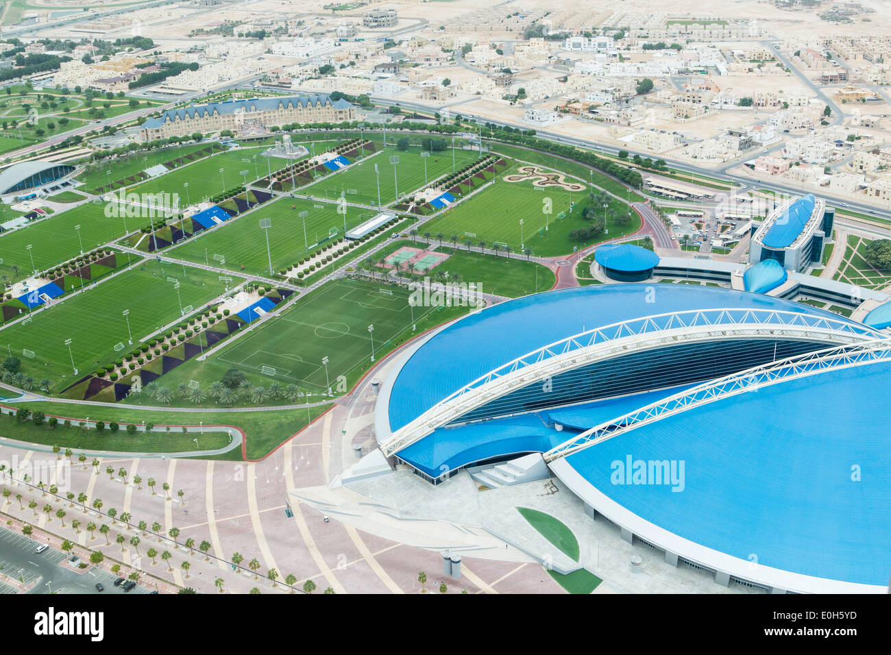 Complexe sportif de la ville de doha Banque de photographies et d ...