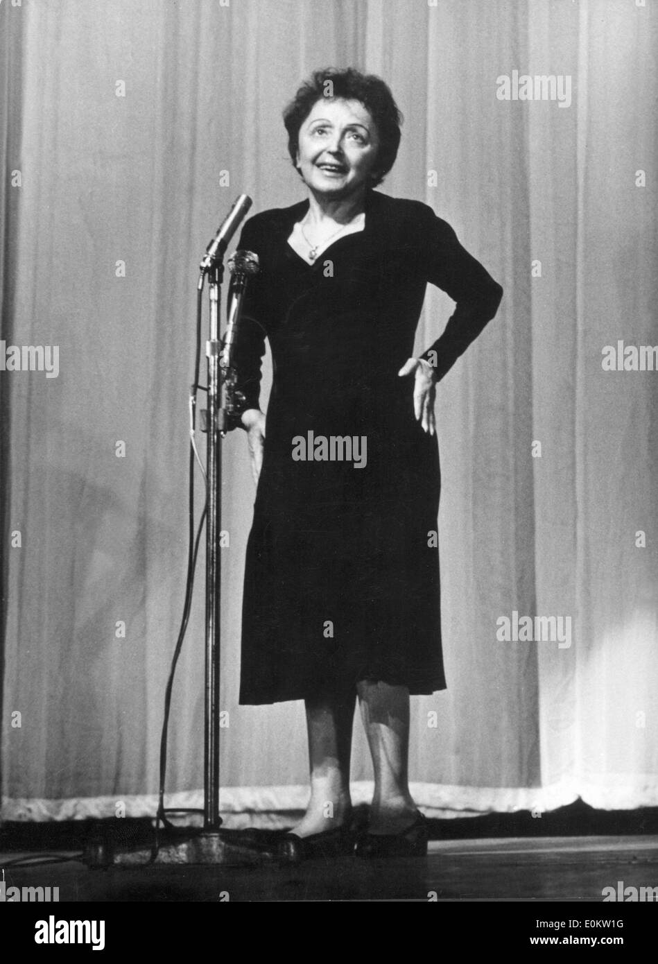 Edith piaf stage Banque de photographies et d’images à haute résolution ...