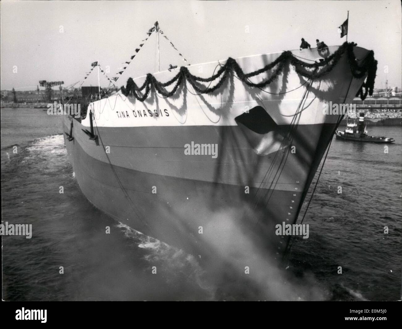 Juillet 07, 1953 - Tina Onassis le plus grand tanker lancé : en ...