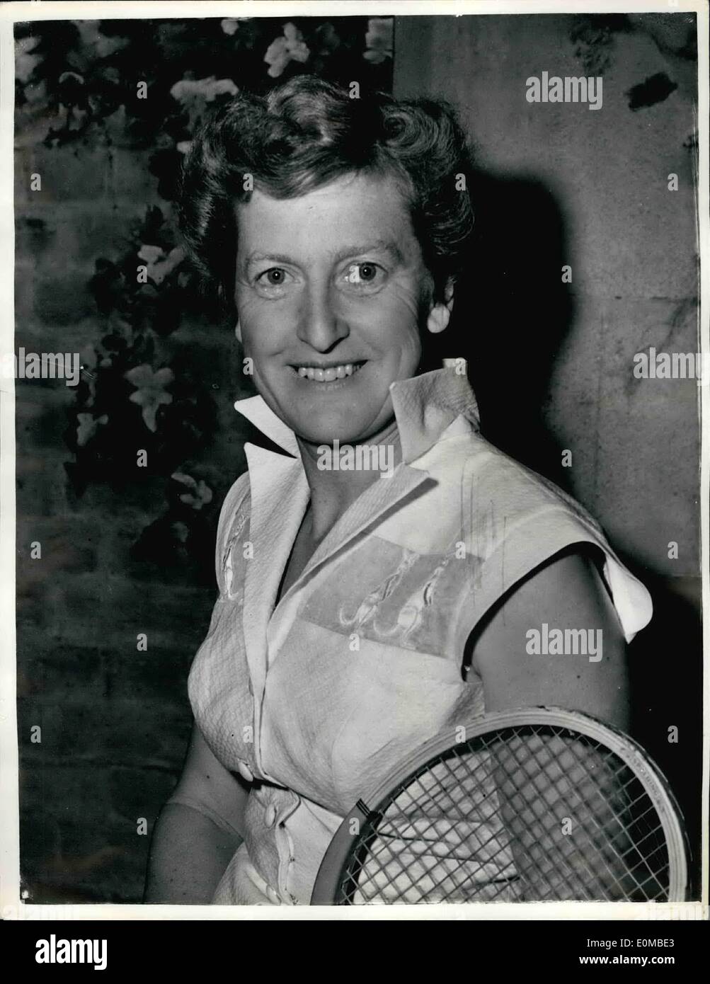 Juin 06, 1954 - Tennis Stars Montrer de nouvelles tenues de Wimbledon ...