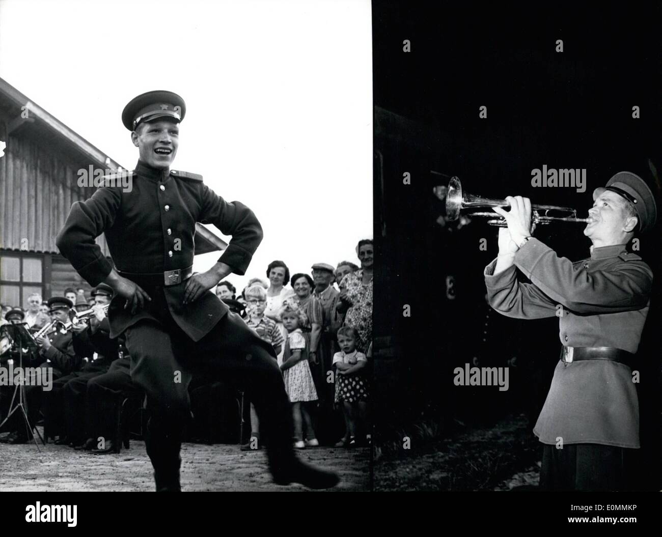 Russian soldier young Banque de photographies et d’images à haute ...