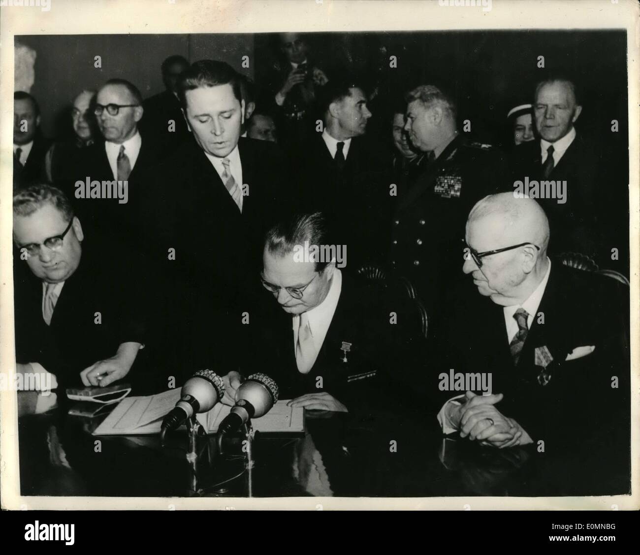01 janvier, 1956 Porekala - Retour en Finlande : le protocole de la ...
