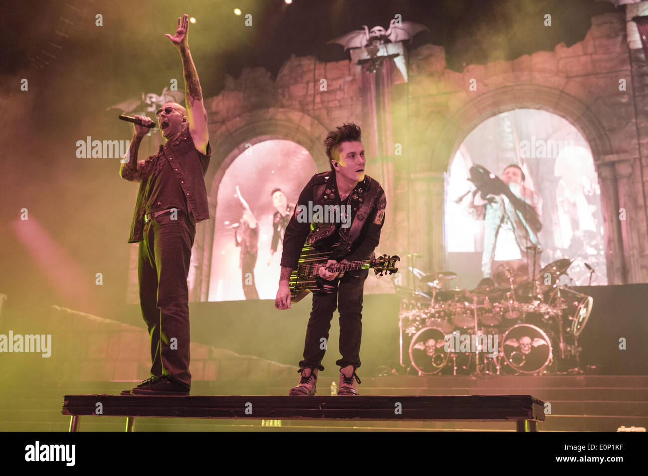 M shadows and synyster gates Banque de photographies et d’images à ...