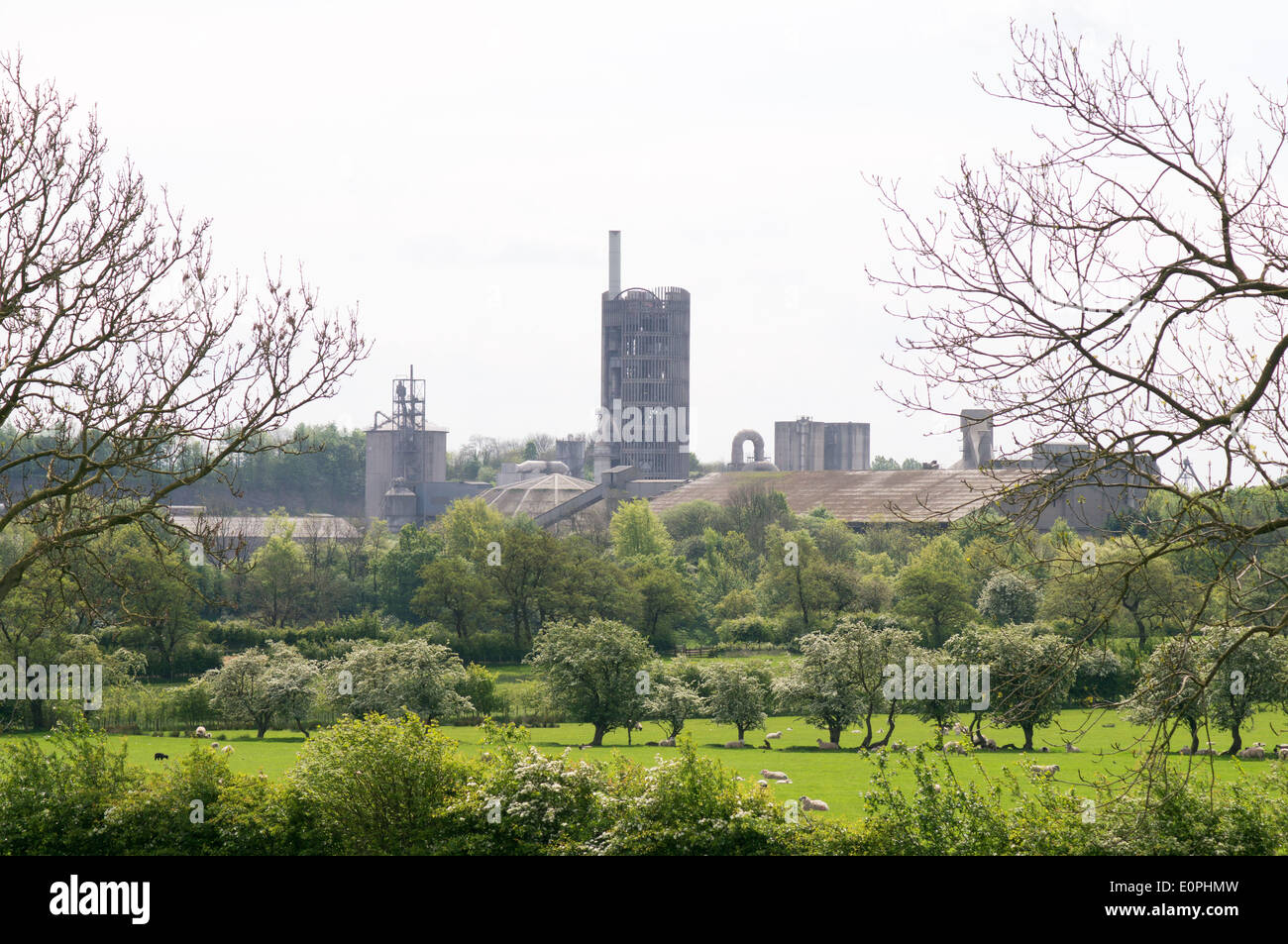 Cement works Banque de photographies et d’images à haute résolution - Alamy