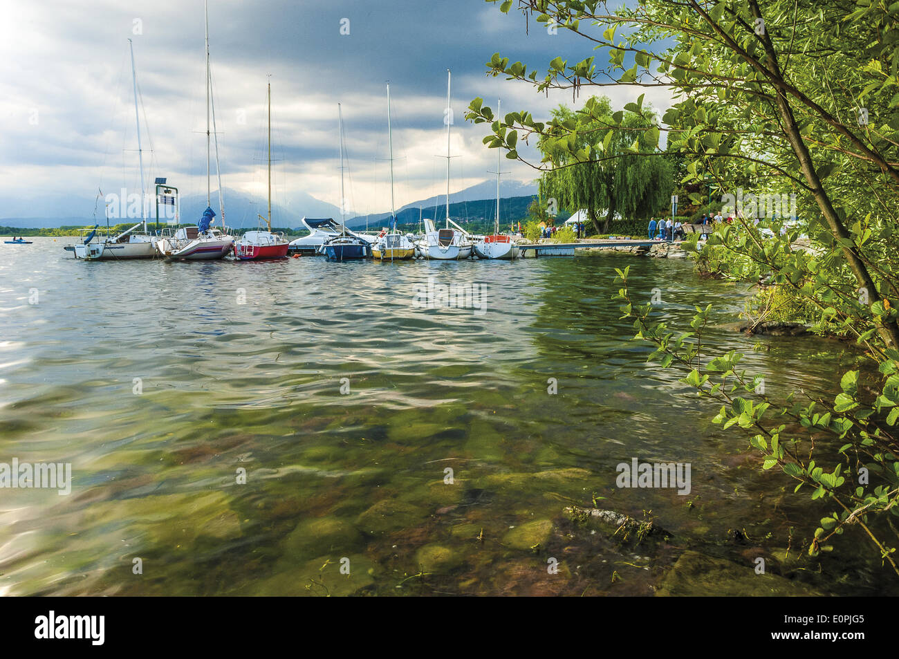 Lago di viverone Banque de photographies et d’images à haute résolution ...