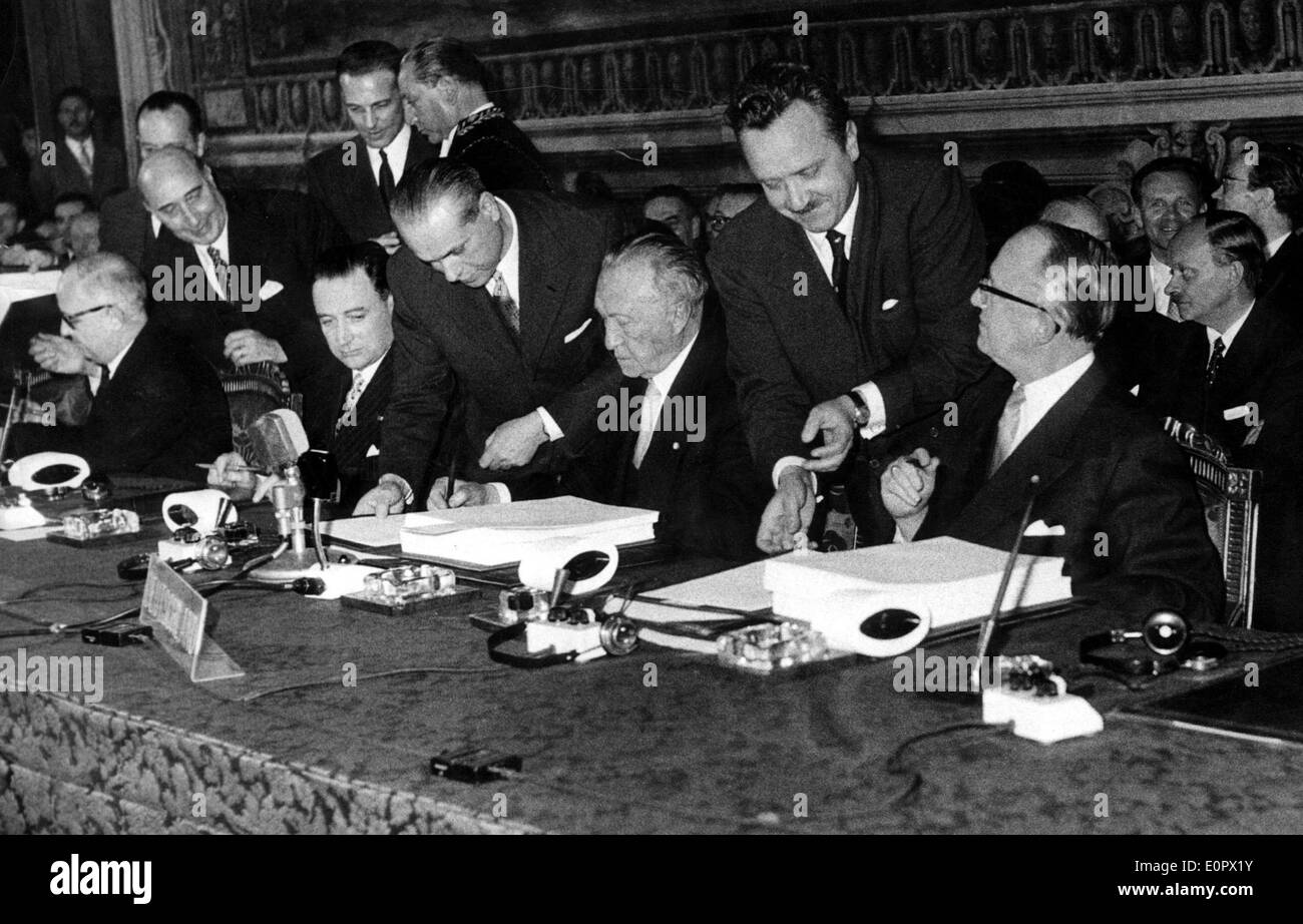 Signature du traité Banque de photographies et d’images à haute ...