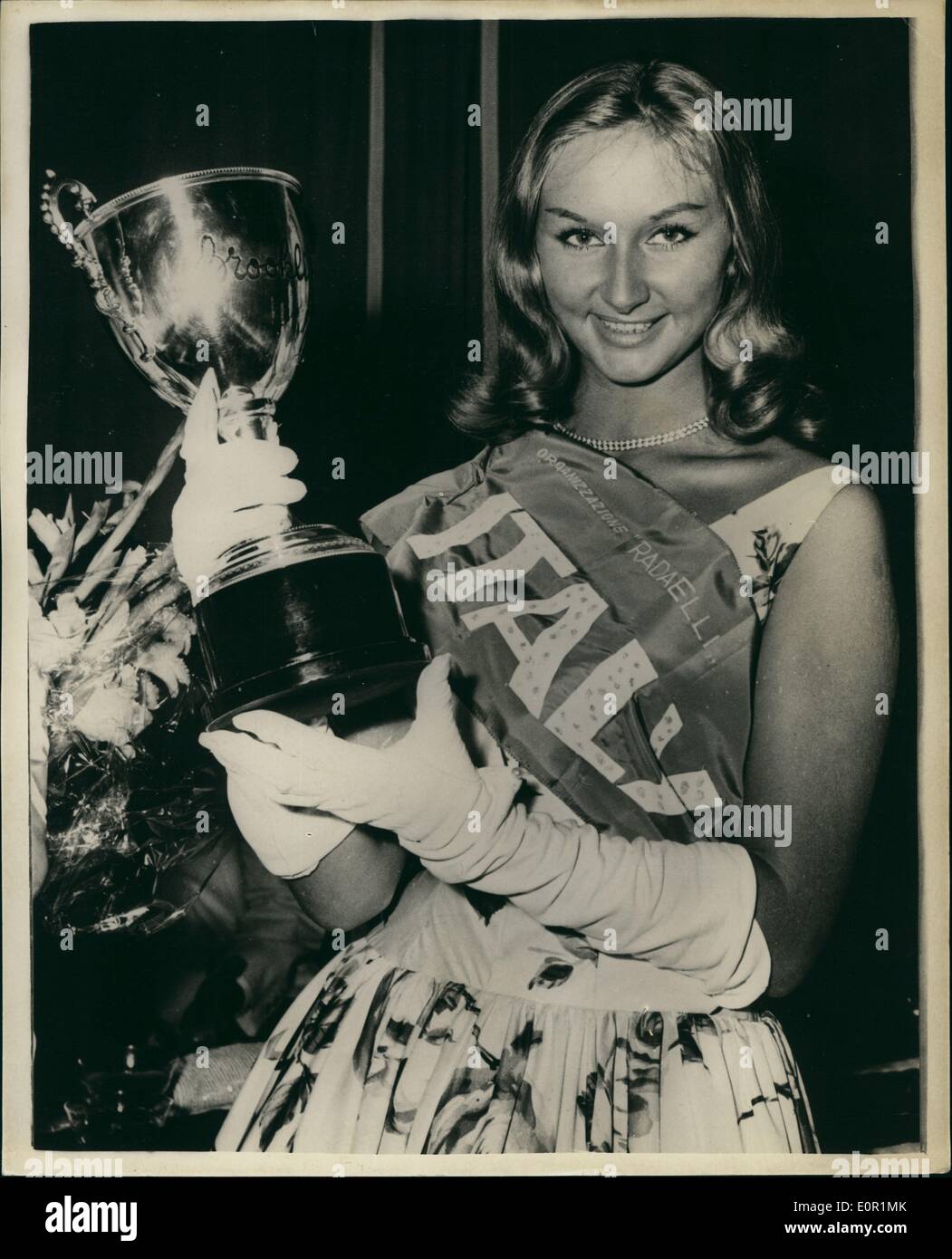 Miss world 1957 Banque de photographies et d’images à haute résolution ...