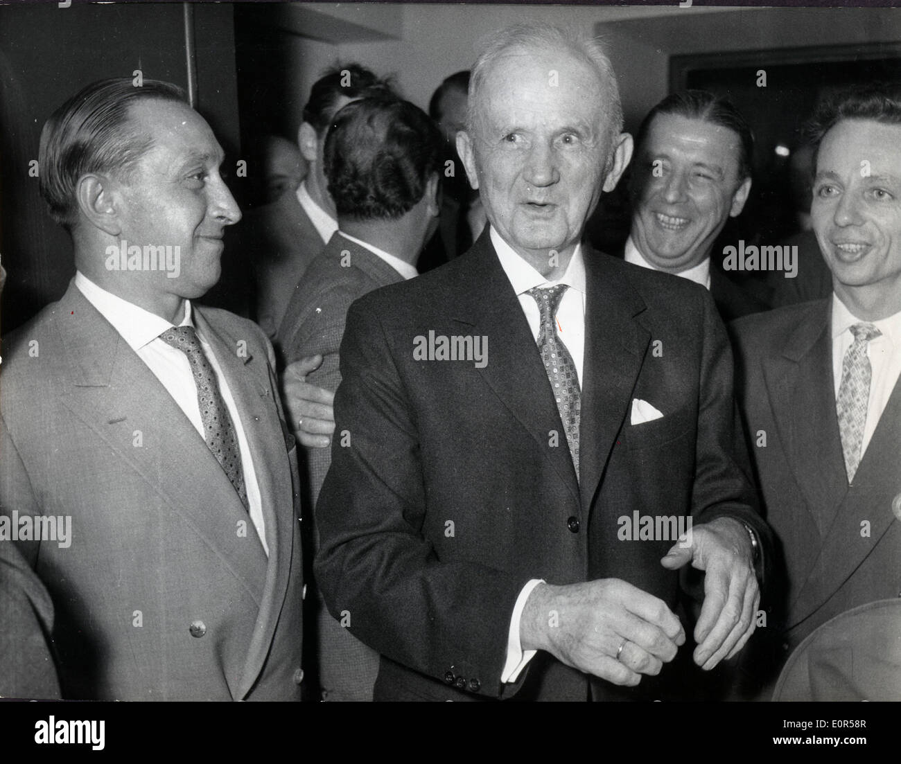 Karl donitz Banque de photographies et d’images à haute résolution - Alamy