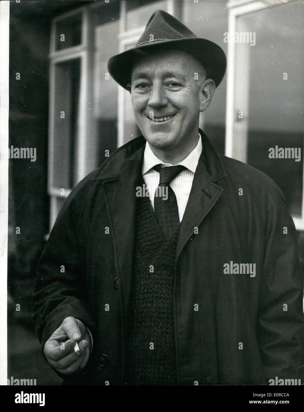 Alec guinness actor 1959 Banque de photographies et d’images à haute ...