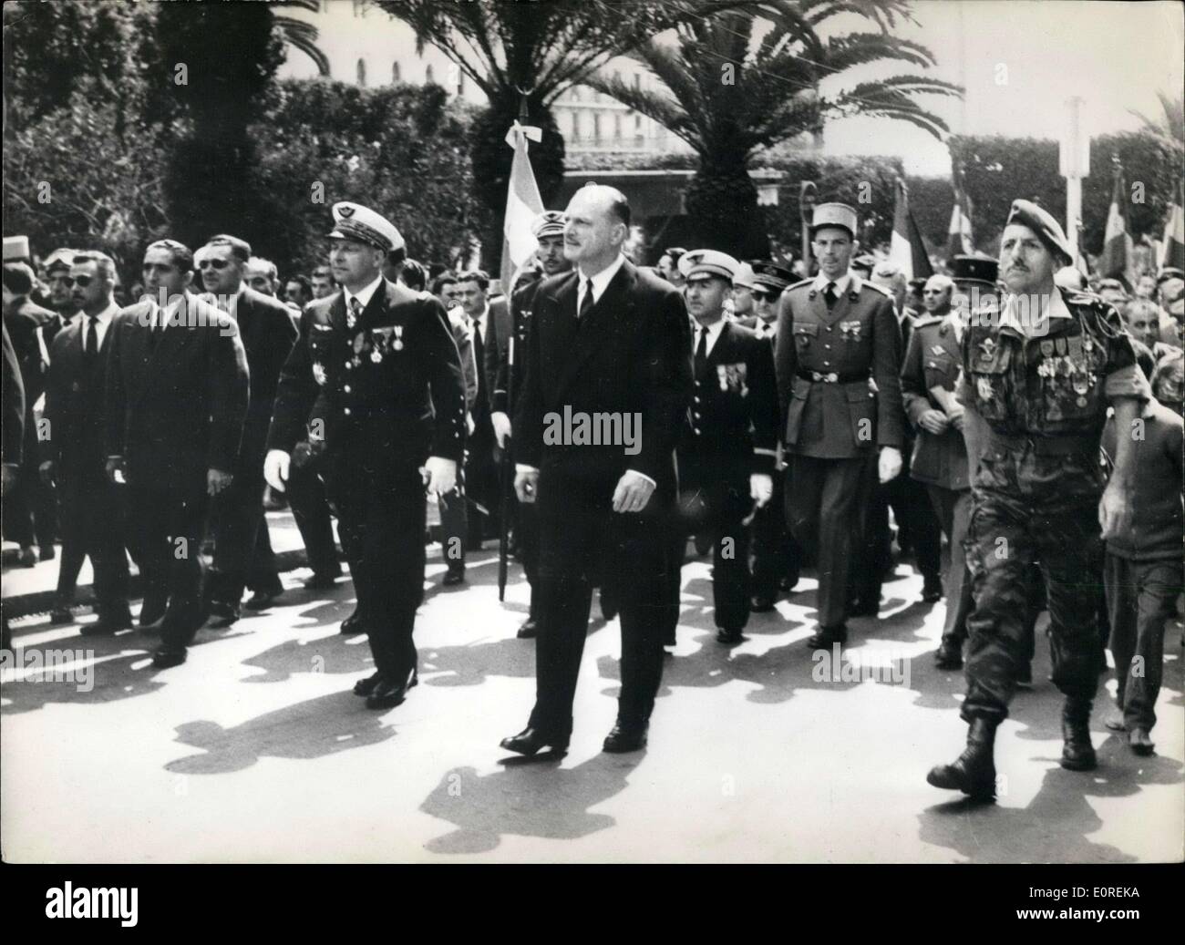 General massu Banque de photographies et d’images à haute résolution ...