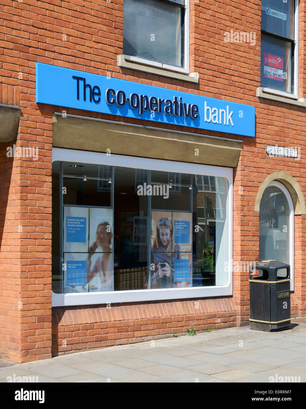 Logo op Banque de photographies et d’images à haute résolution - Alamy