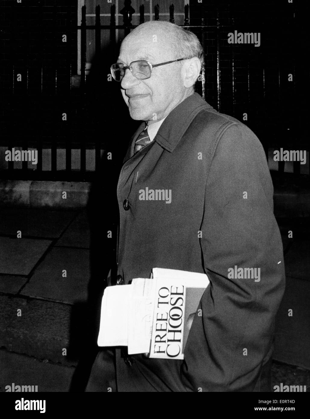 Milton friedman Banque de photographies et d’images à haute résolution ...