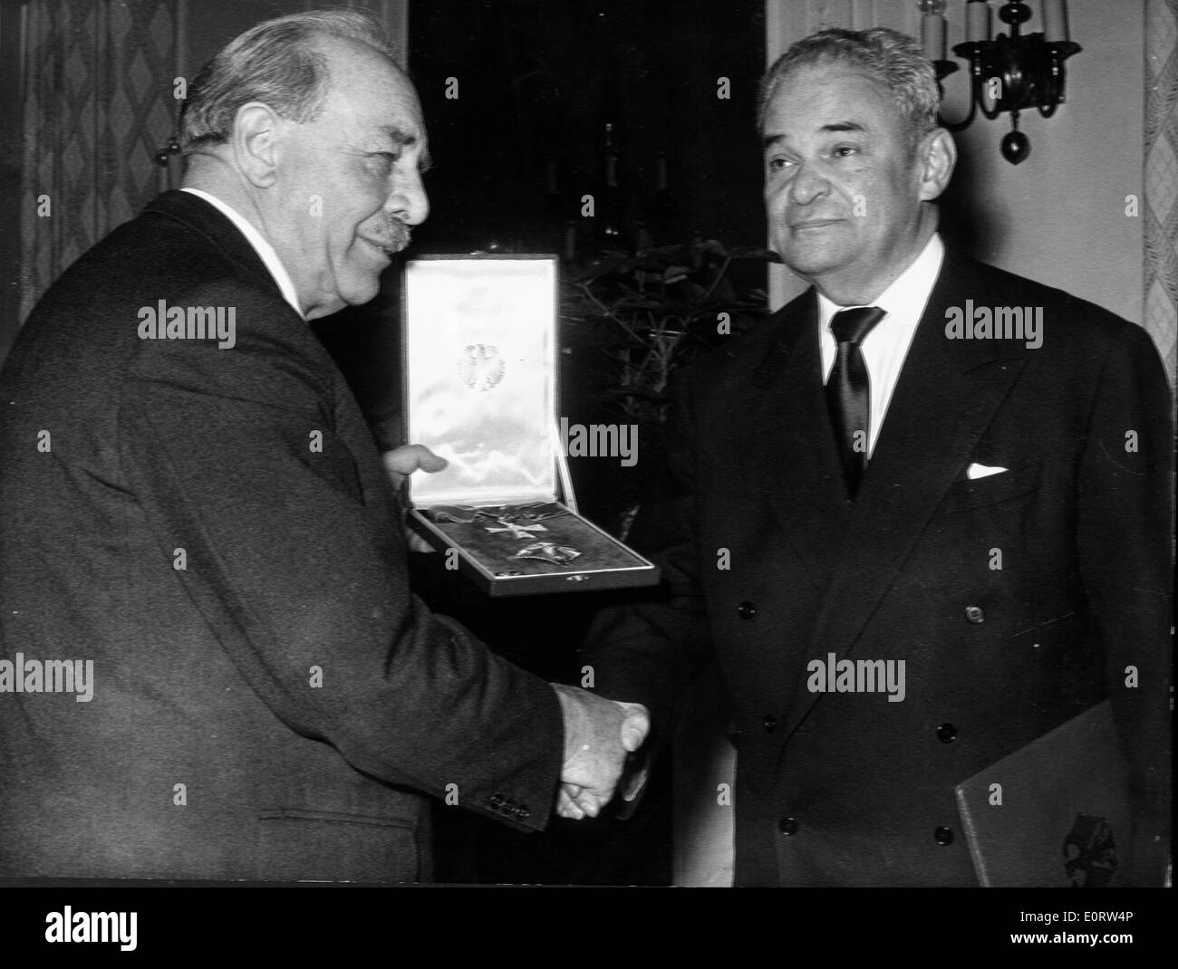 Fritz Kortner Banque d'image et photos - Alamy