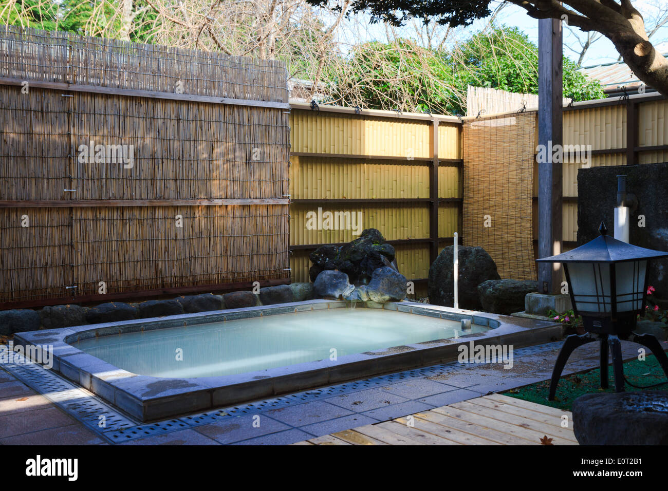 Source eau chaude bain Banque de photographies et d’images à haute ...