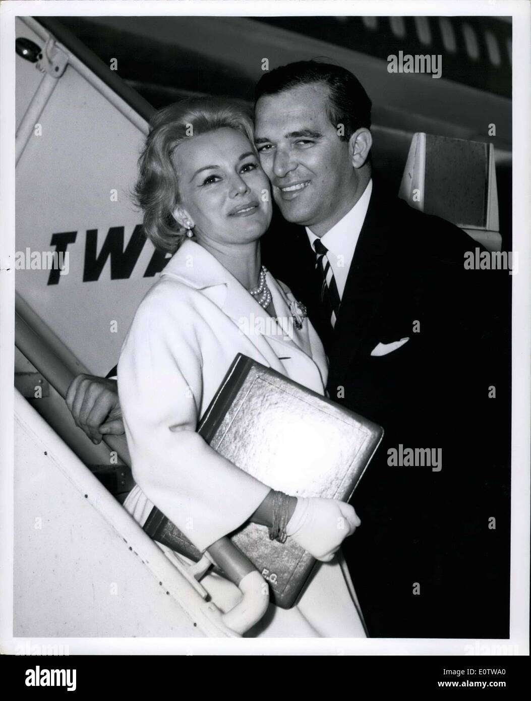 Eva gabor Banque de photographies et d’images à haute résolution - Alamy