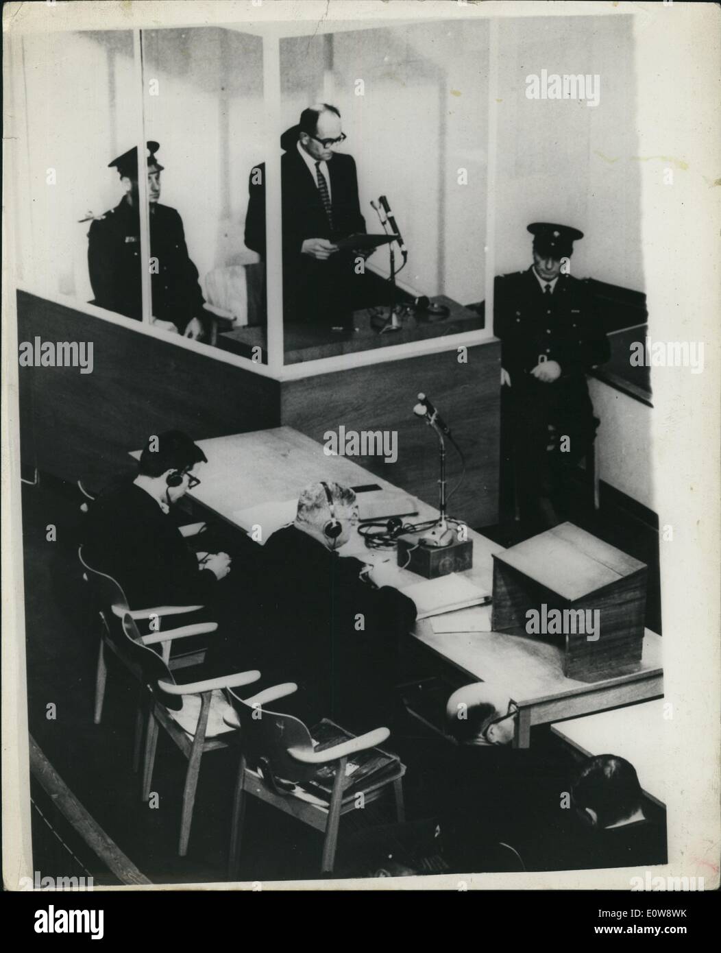 Le 12 décembre 1961 - Adolf Eichmann a été condamné à être pendu par un ...