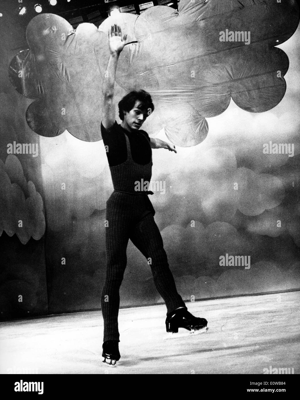 Patin artistique Banque d'images noir et blanc - Alamy