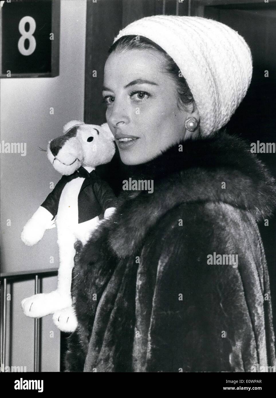 Capucine actrice française Banque de photographies et d’images à haute ...